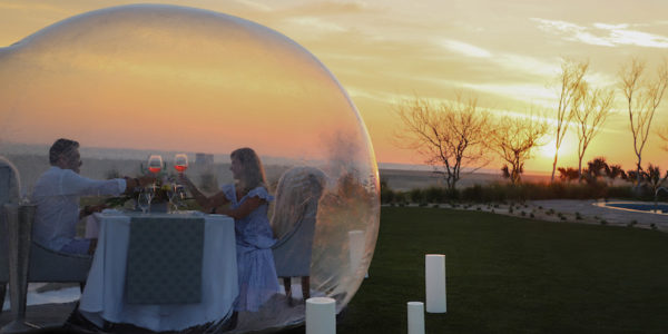 A plan for romance: Dinner in a Bubble - Solmar Members Blog